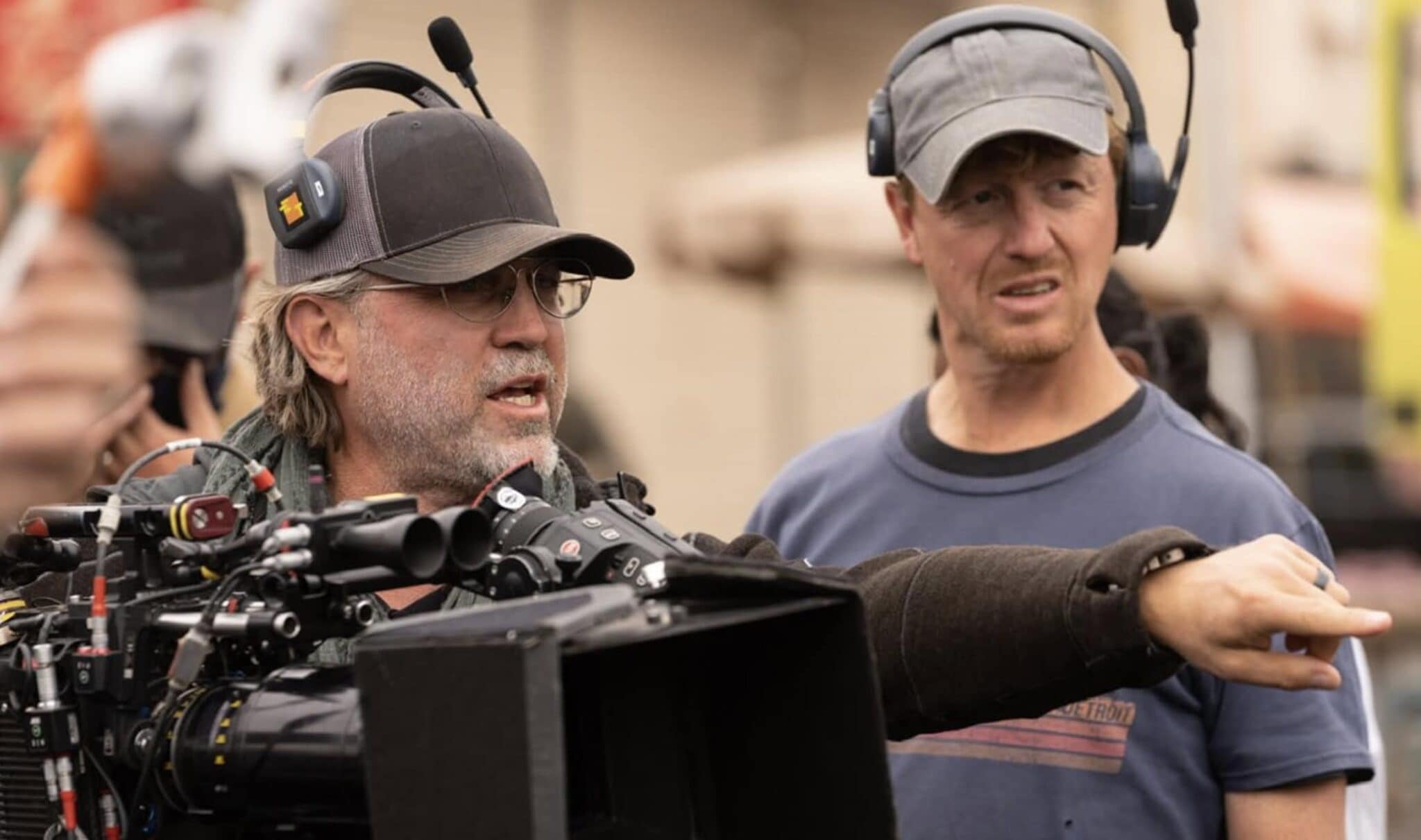 Hva skjer etter apokalypsen? Vi møtte regissøren bak «Greenland 2 ...